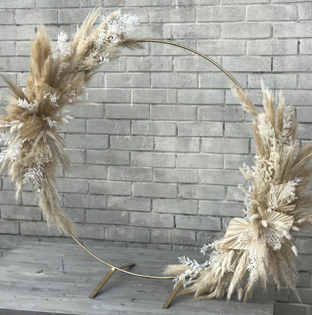 Mini pampas Moongate 90cm - Inspired Hire