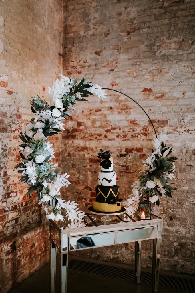 Mini Moongate 120cm with Silk Flowers Black - Inspired Hire
